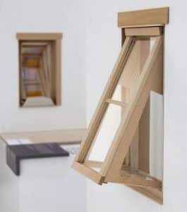 Fou? un architecte crée une fenêtre qui se transforme en balcon!