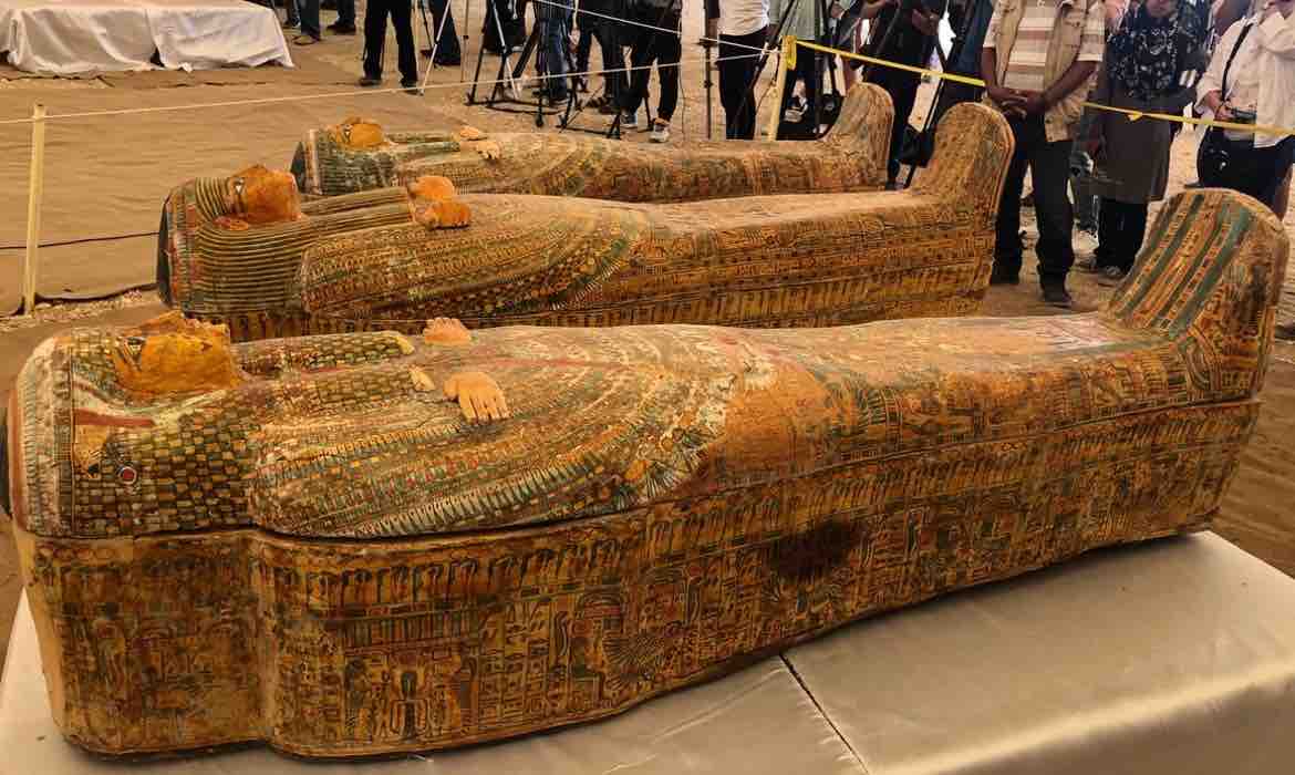 Des momies égyptiennes âgées de 3 000 ans découvertes dans 30 cercueils ...