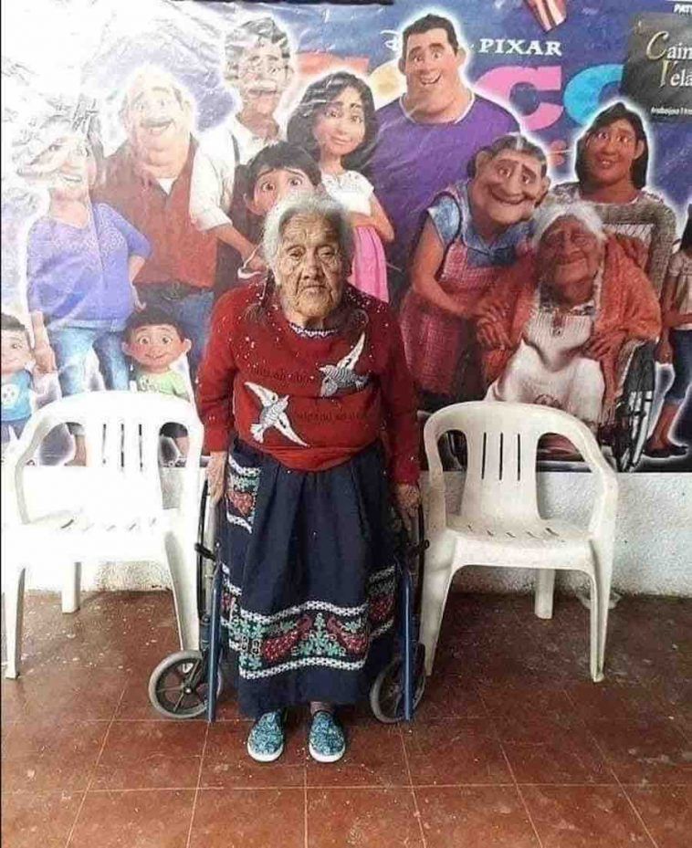 La Mexicaine "infatigable" qui a inspiré le personnage Mamá Coco du ...